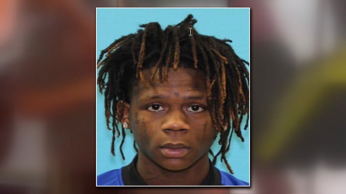 Man Wanted in Chaotic Brawl Over Chocolate Bars – NBC 5 Dallas-Fort Worth