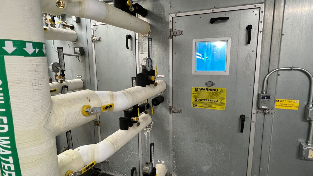 Why a Texas Airport Uses Blue Lights in A/C – NBC 5 Dallas-Fort Worth