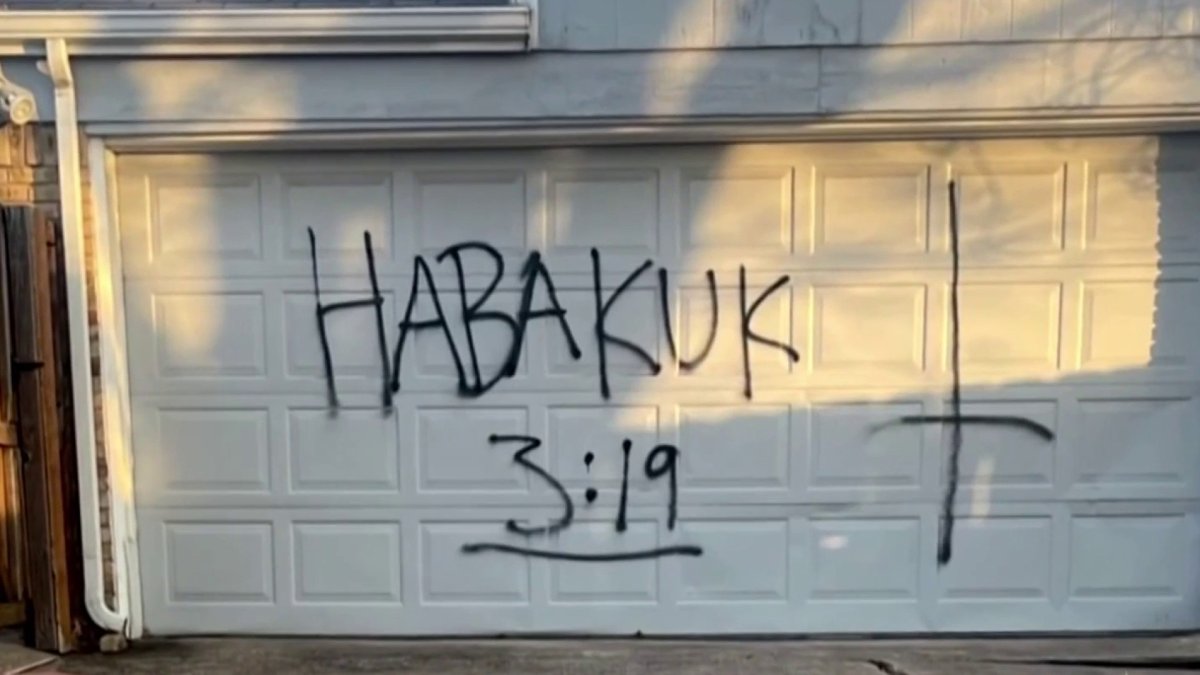 Plano Police Investigating Racist Slurs Spray-Painted in Area – NBC 5 ...