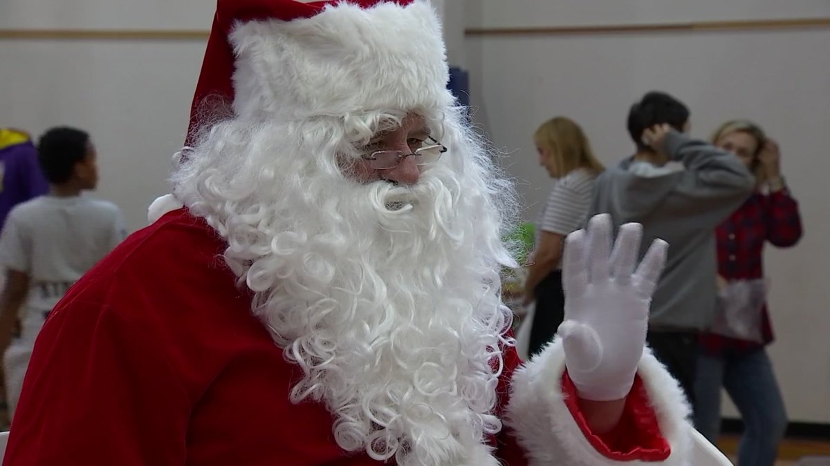 Texas Families Celebrate ‘Saturday with Santa’ – NBC 5 Dallas-Fort Worth