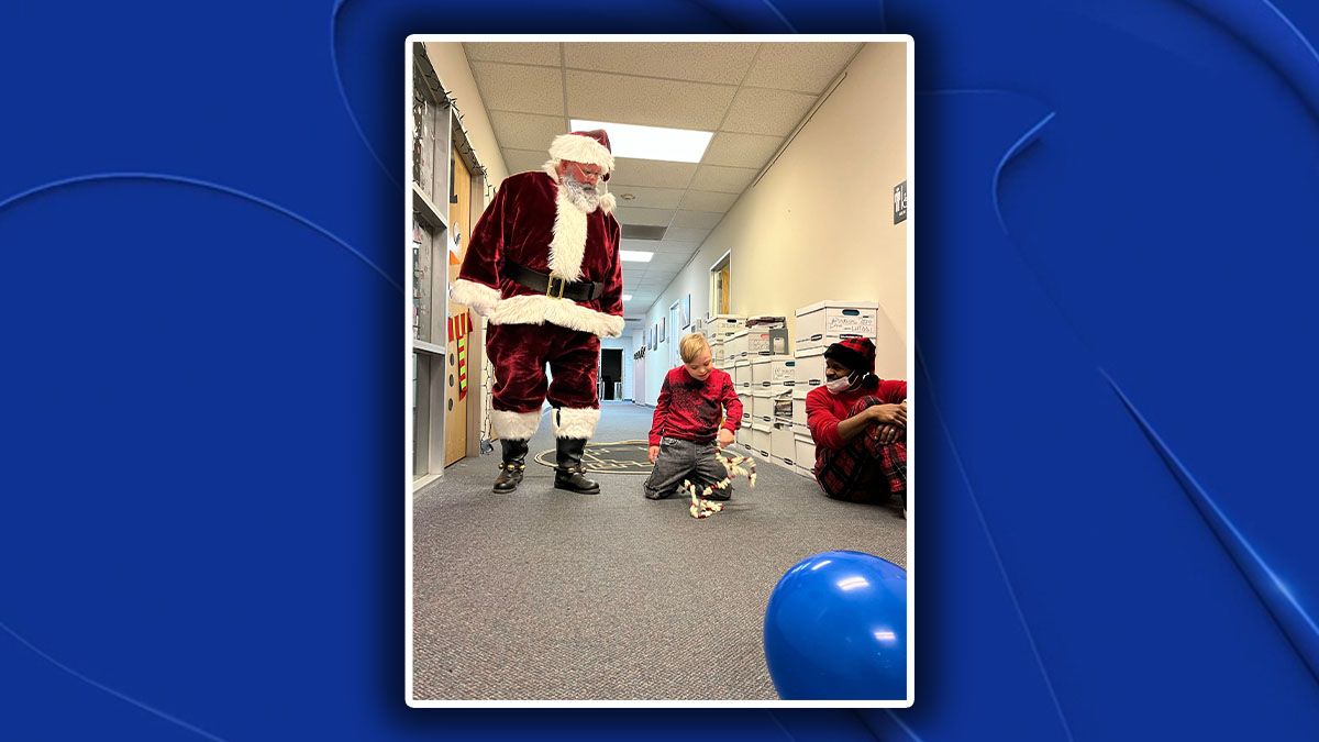 Santa Claus Helps North Texans With Disabilities – NBC 5 Dallas-Fort Worth