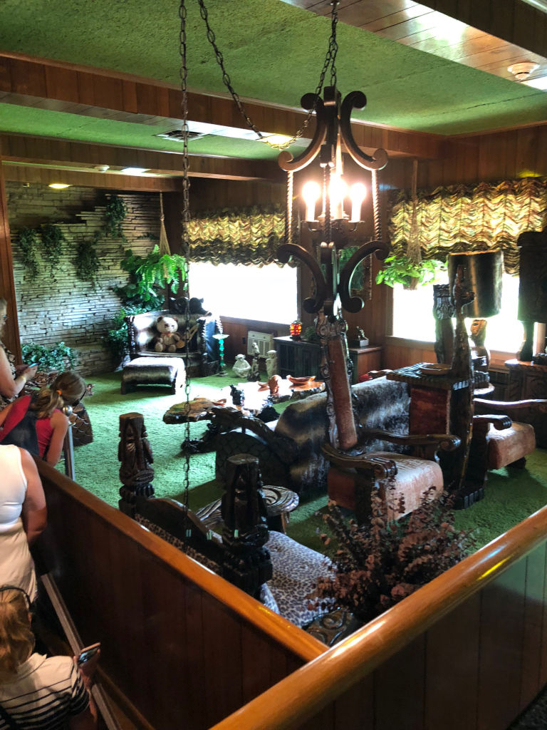 An Inside Look at Elvis Presley’s Graceland Estate – NBC 5 Dallas-Fort ...