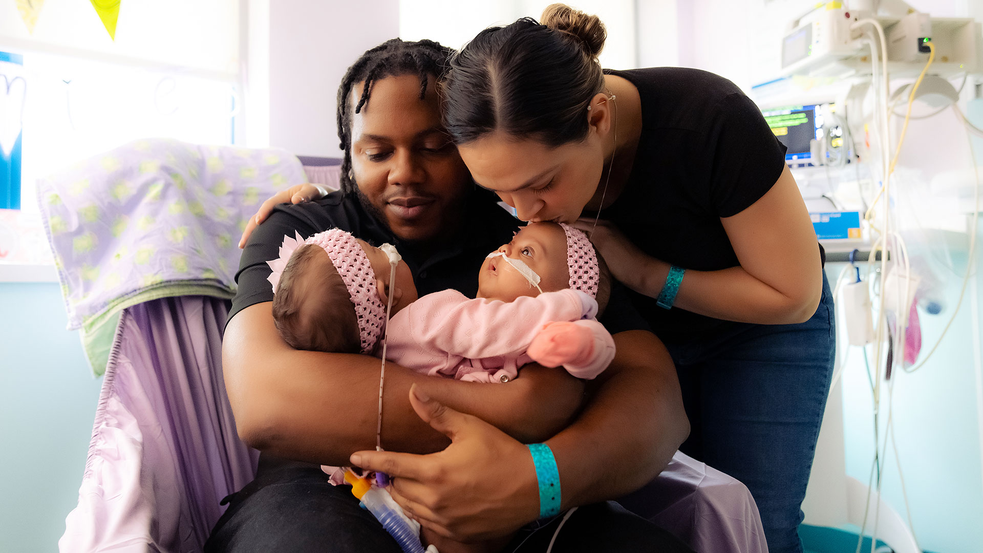 Texas Conjoined Twins Separated in ‘Rare, Groundbreaking’ Surgery – NBC ...