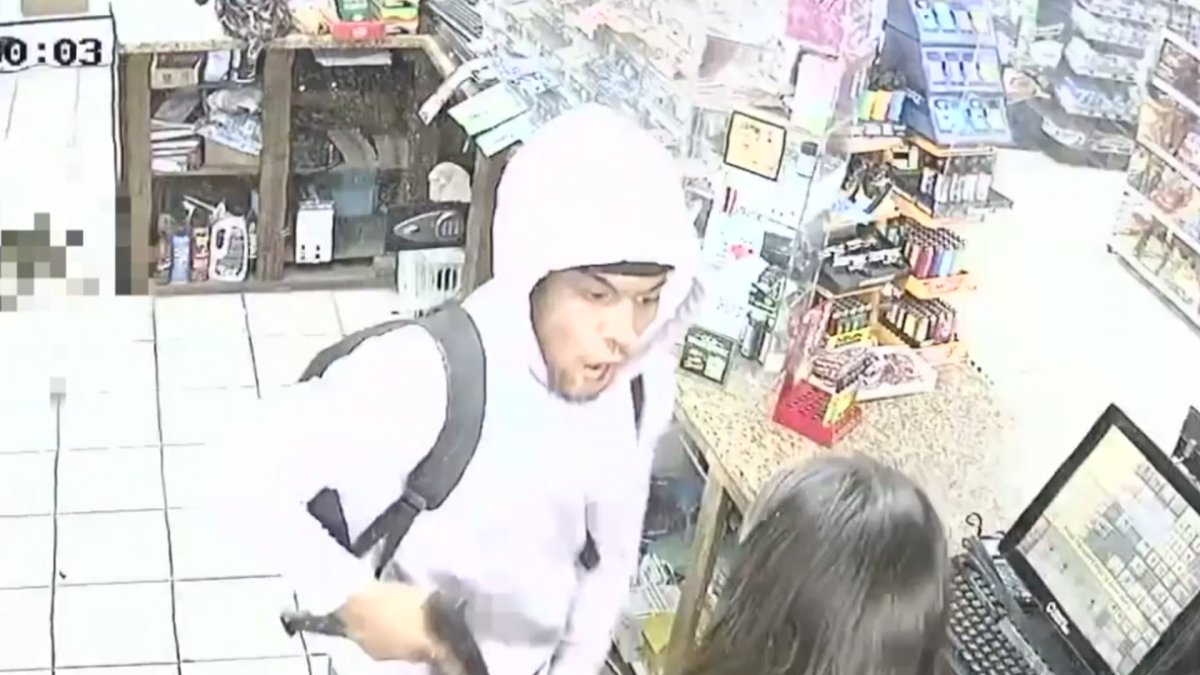 Fort Worth Police Search for Man Caught on Camera Shooting Dog, Robbing ...