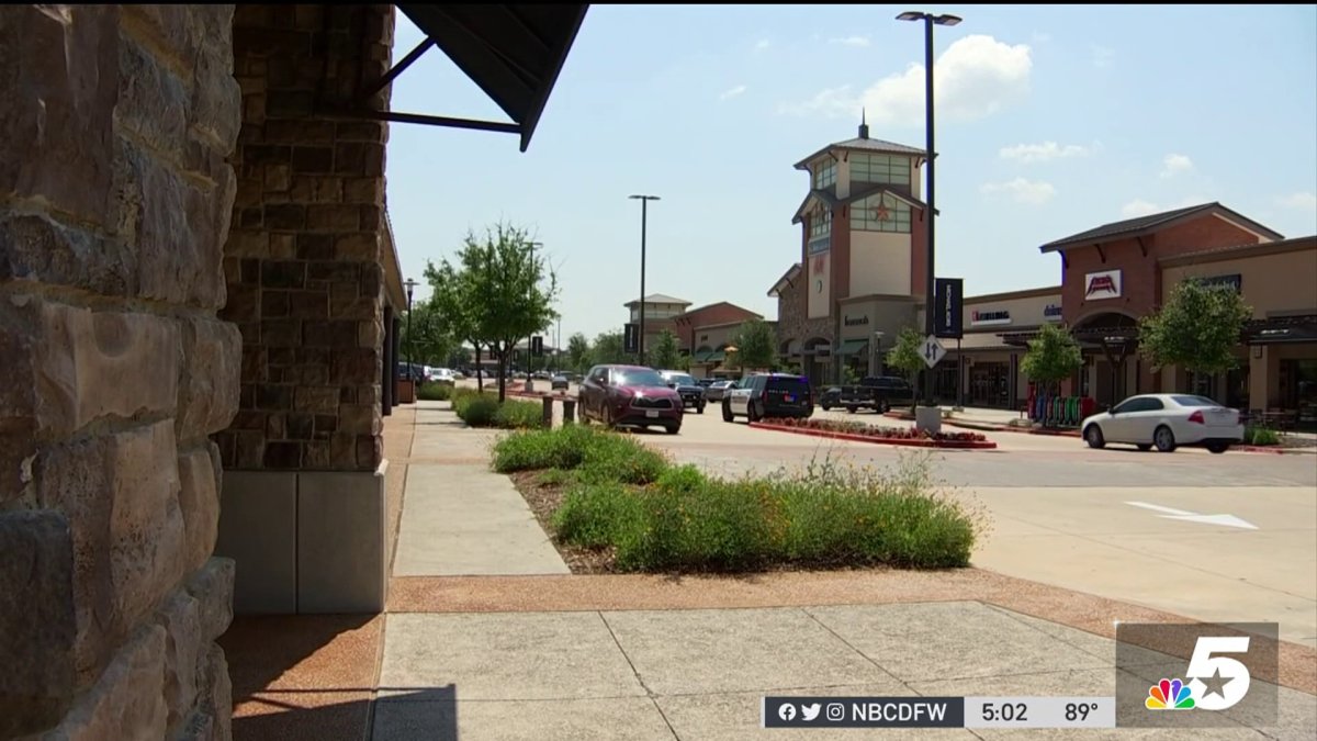 Shoppers and Employees Return to Allen Premium Outlets – NBC 5 Dallas ...