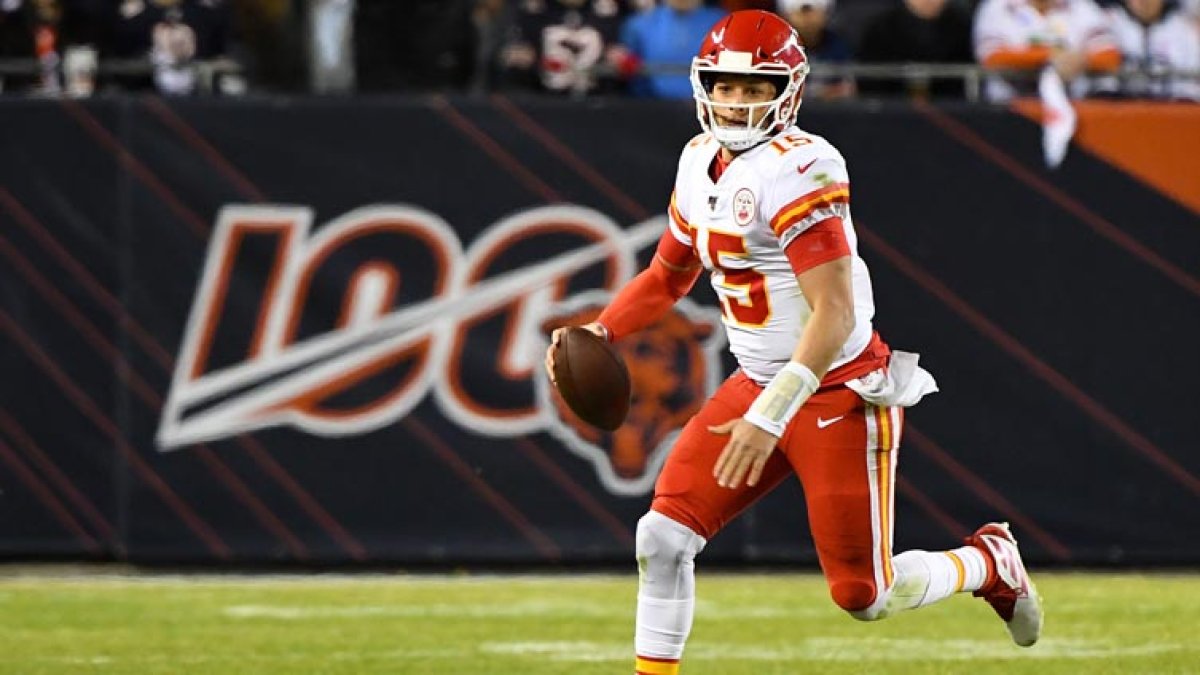 Patrick Mahomes returns to Chiefs workout after knee surgery – NBC 5 ...