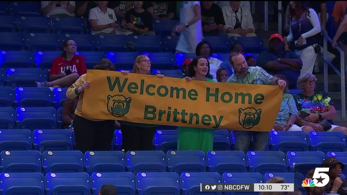 Brittney Griner Makes Texas Homecoming – NBC 5 Dallas-Fort Worth Brittney Griner Makes Texas Homecoming – NBC 5 Dallas-Fort Worth