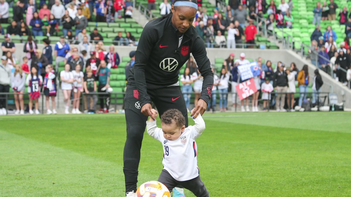 Crystal Dunn on her return to the pitch post-pregnancy – Part 2 – NBC 5 ...