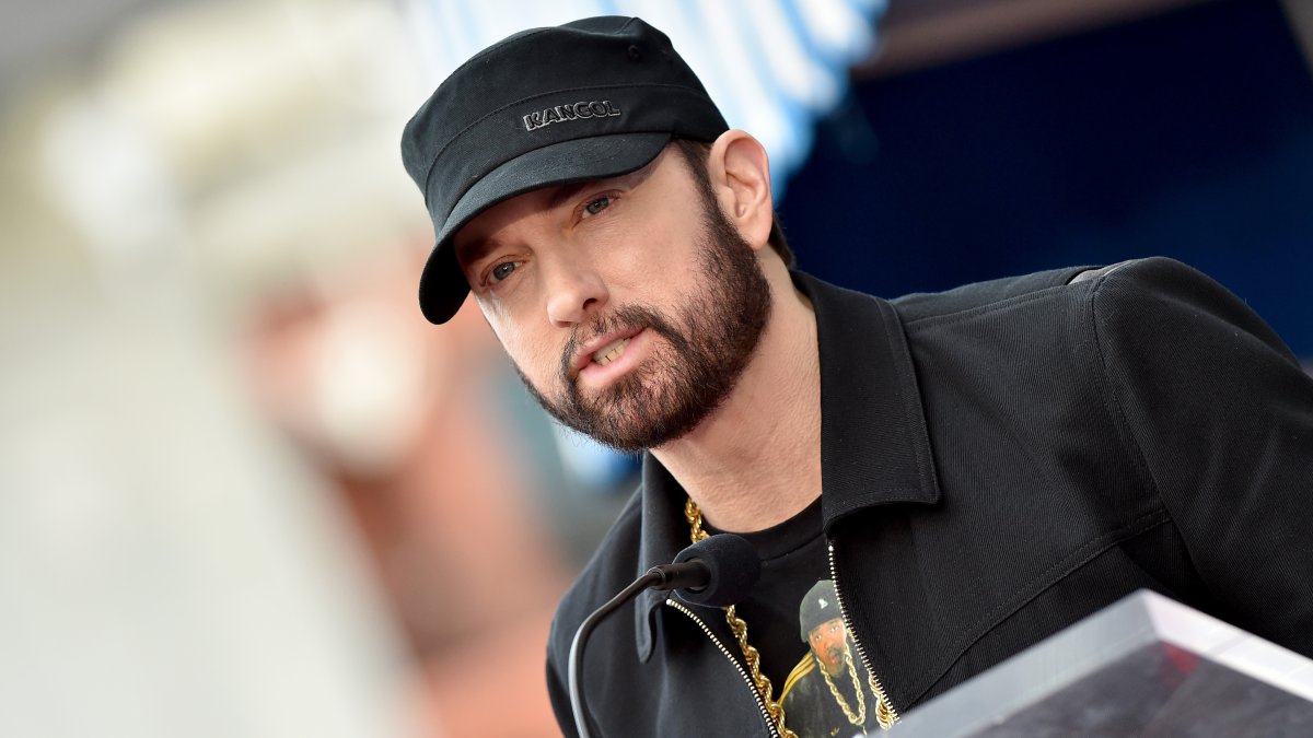 Eminem’s daughter Alaina gets married with Hallie Mathers as her maid ...