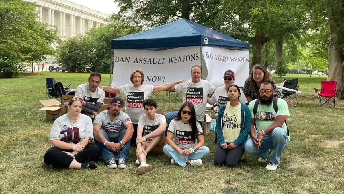 Uvalde parents call for assault weapons ban – NBC 5 Dallas-Fort Worth