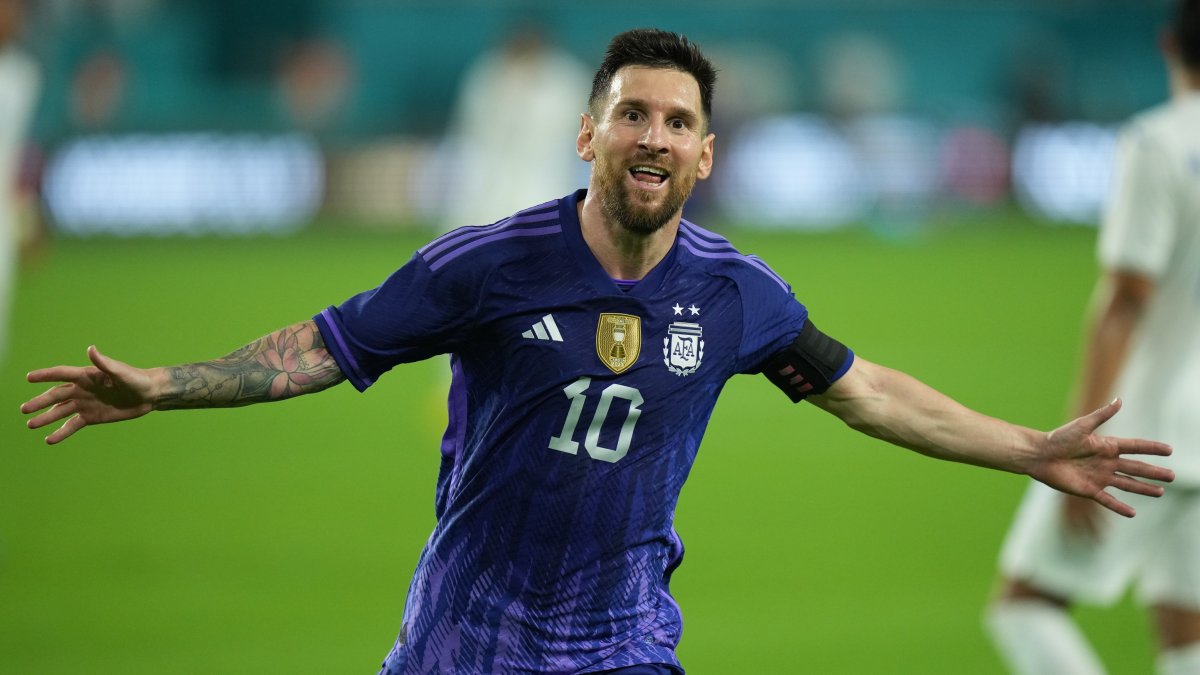 Hard Rock launches new Lionel Messi chicken sandwich – NBC 5 Dallas ...