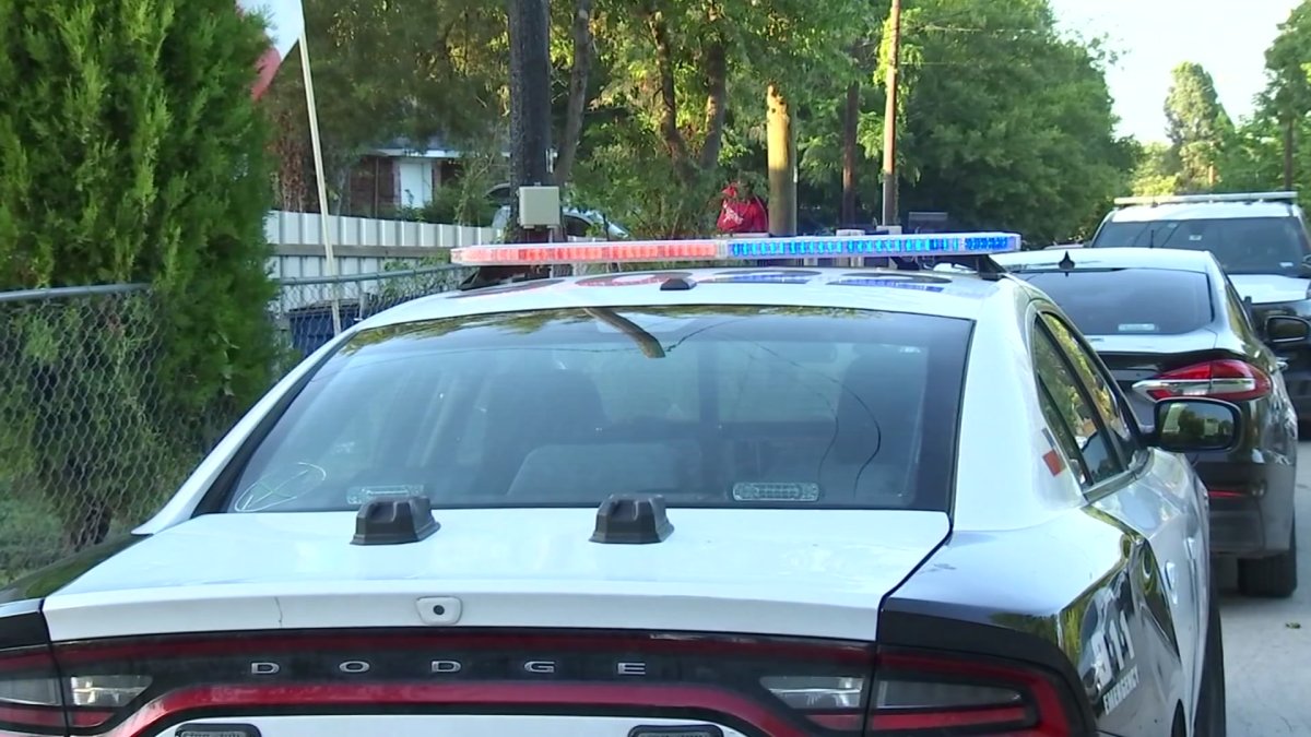 Arrest warrant details how Dallas Police identified a man suspected of ...