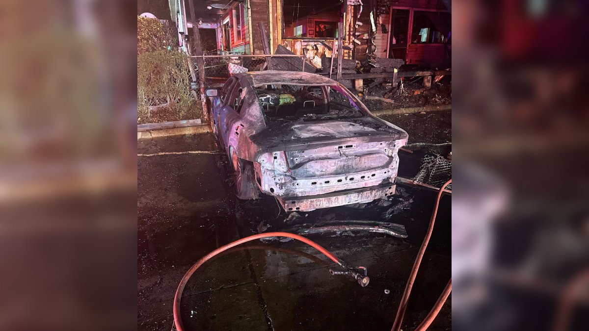 Stackhouse Burgers temporarily closing after overnight fire – NBC 5 ...