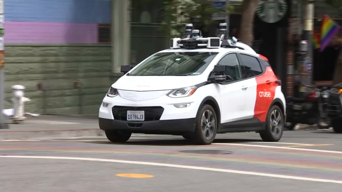Autonomous vehicle company plans Dallas launch amid probe by federal ...