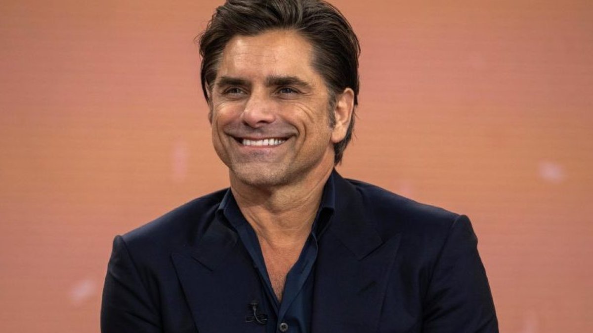 John Stamos posts note to Ashley Olsen congratulating her on new baby ...