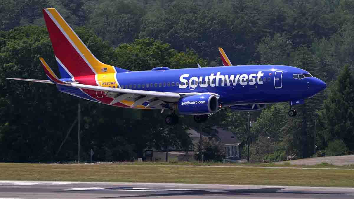 Hedge fund puts pressure on Southwest Airlines’ management – NBC 5 ...