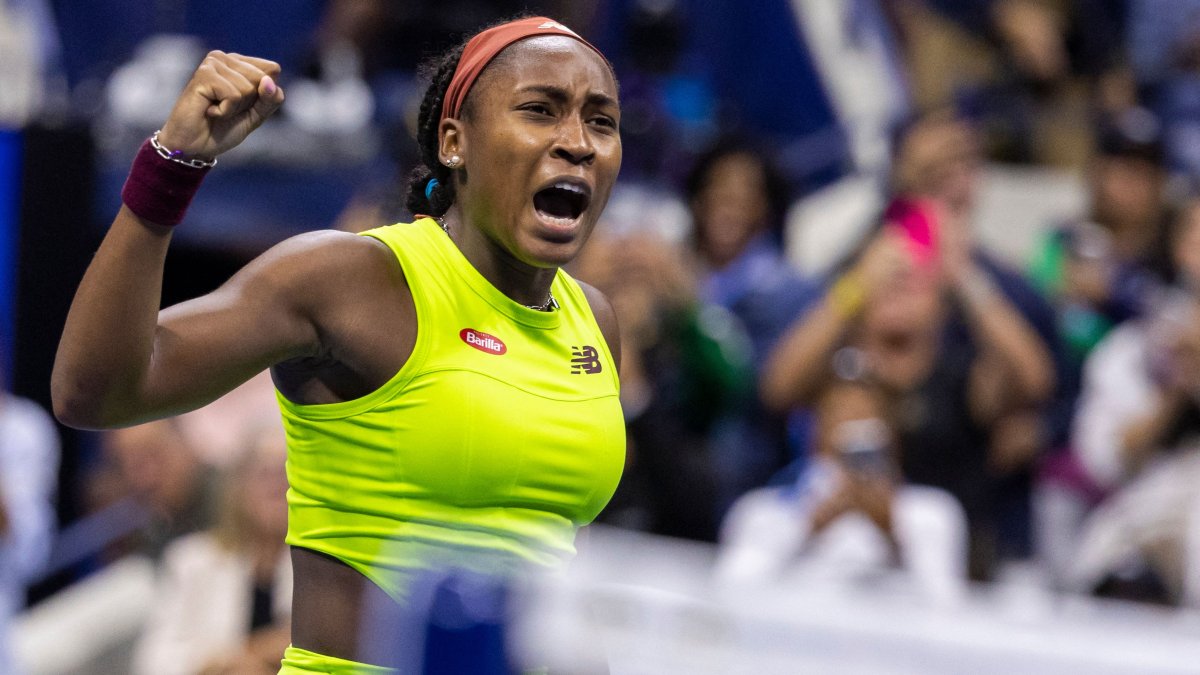 Coco Gauff books spot in US Open fourth round after thriller match ...