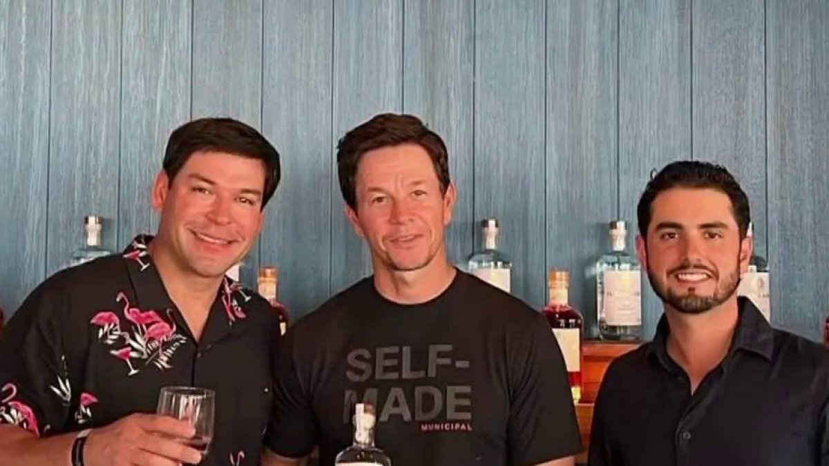 Mark Wahlberg will be in Fort Worth Monday to mix margaritas – NBC 5 ...