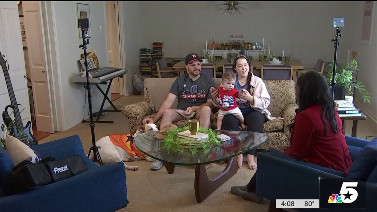 Texas homes may be divided as the Rangers and Astros face off in series ...