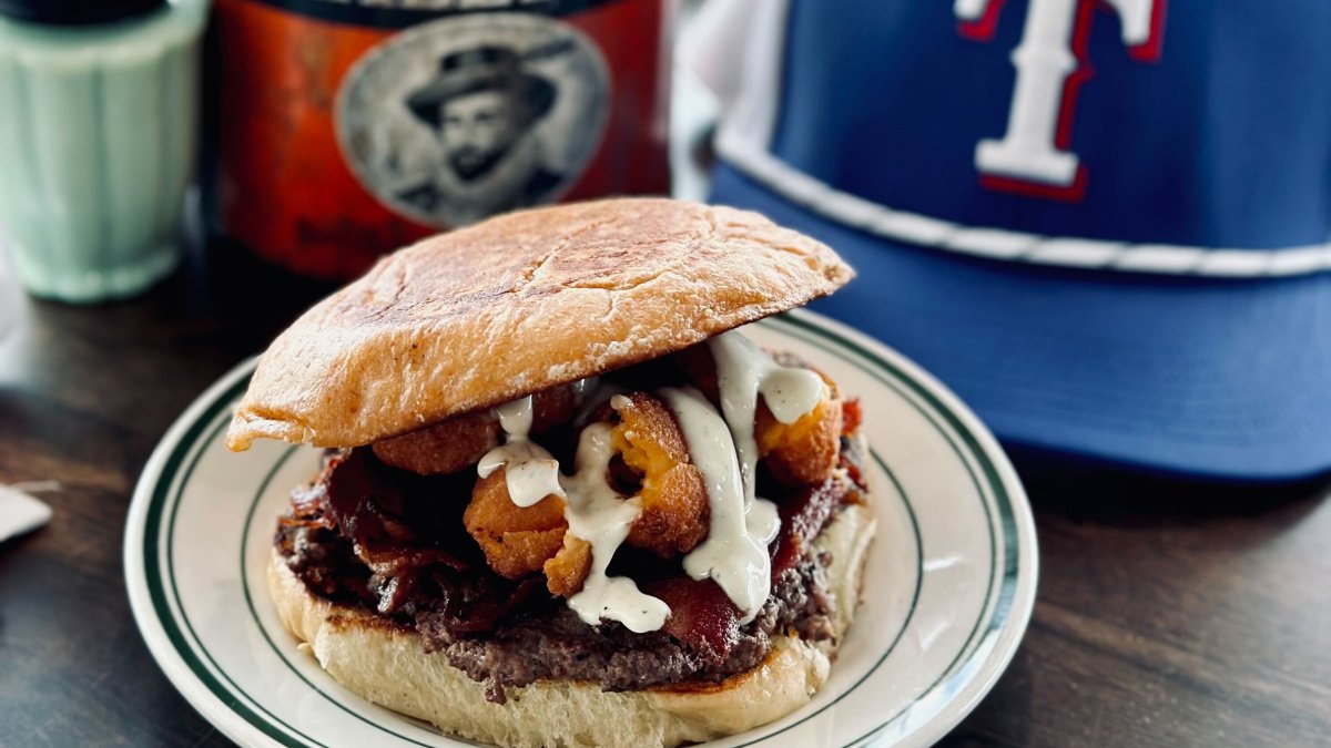 Fort Worth burger joint debuts El Bombi Burger – NBC 5 Dallas-Fort Worth