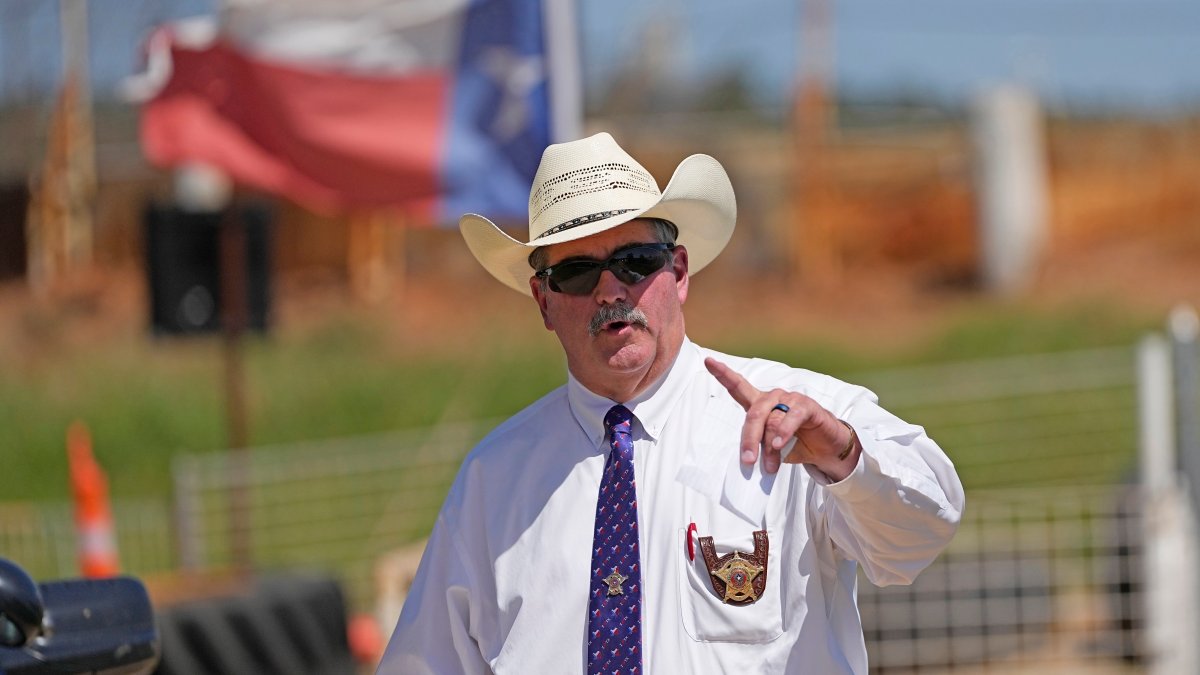 The FBI is investigating a Texas sheriff’s office, a woman interviewed ...