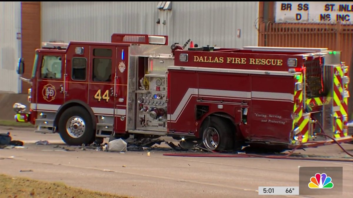 Car crashes into Dallas Fire-Rescue truck at accident scene – NBC 5 ...