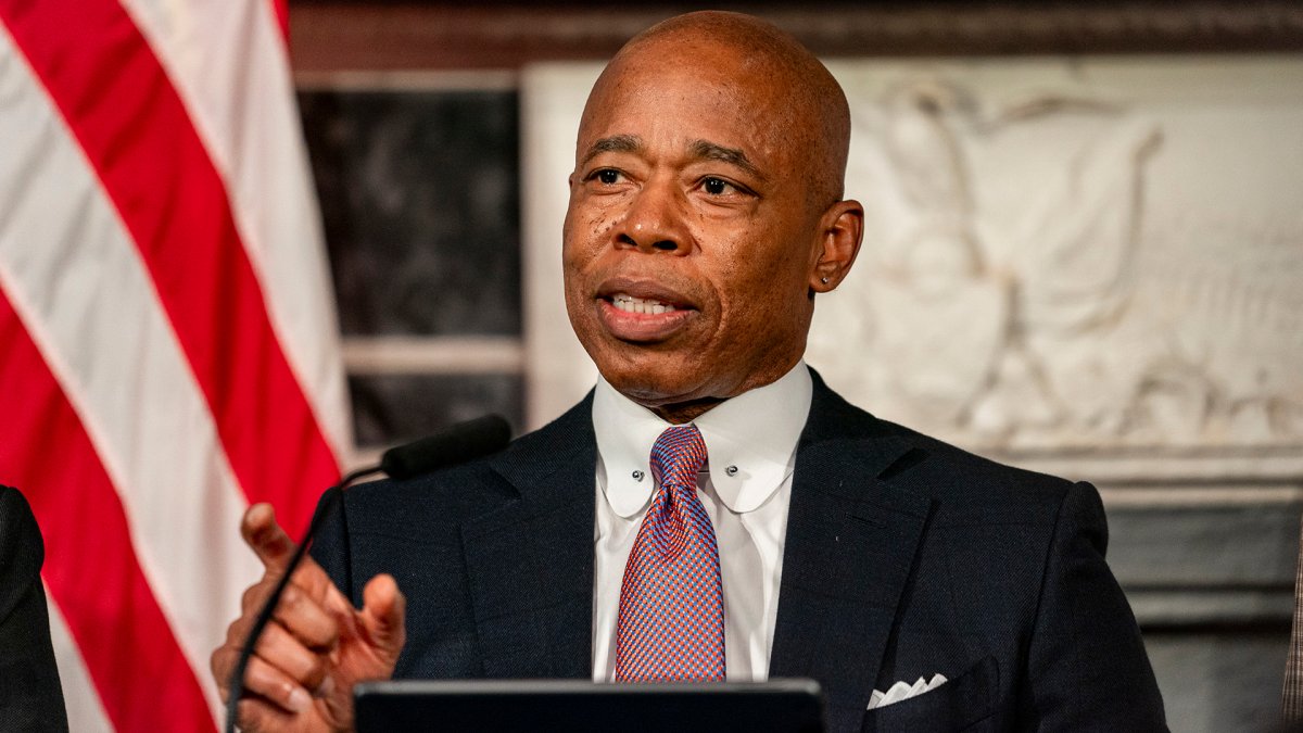 Democratic mayors renew pleas for federal help in migrant crisis – NBC ...