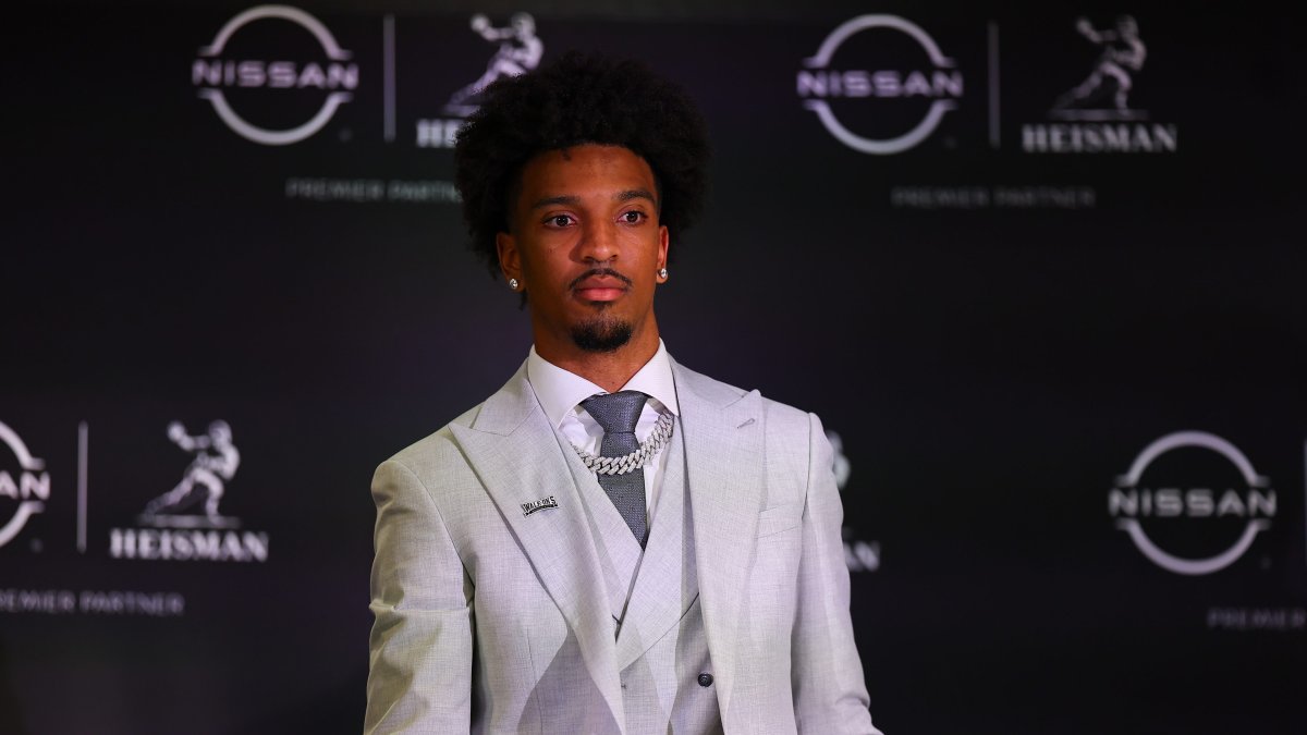 LSU QB Jayden Daniels named 2023 Heisman Trophy recipient – NBC 5 ... LSU QB Jayden Daniels named 2023 Heisman Trophy recipient – NBC 5 ...