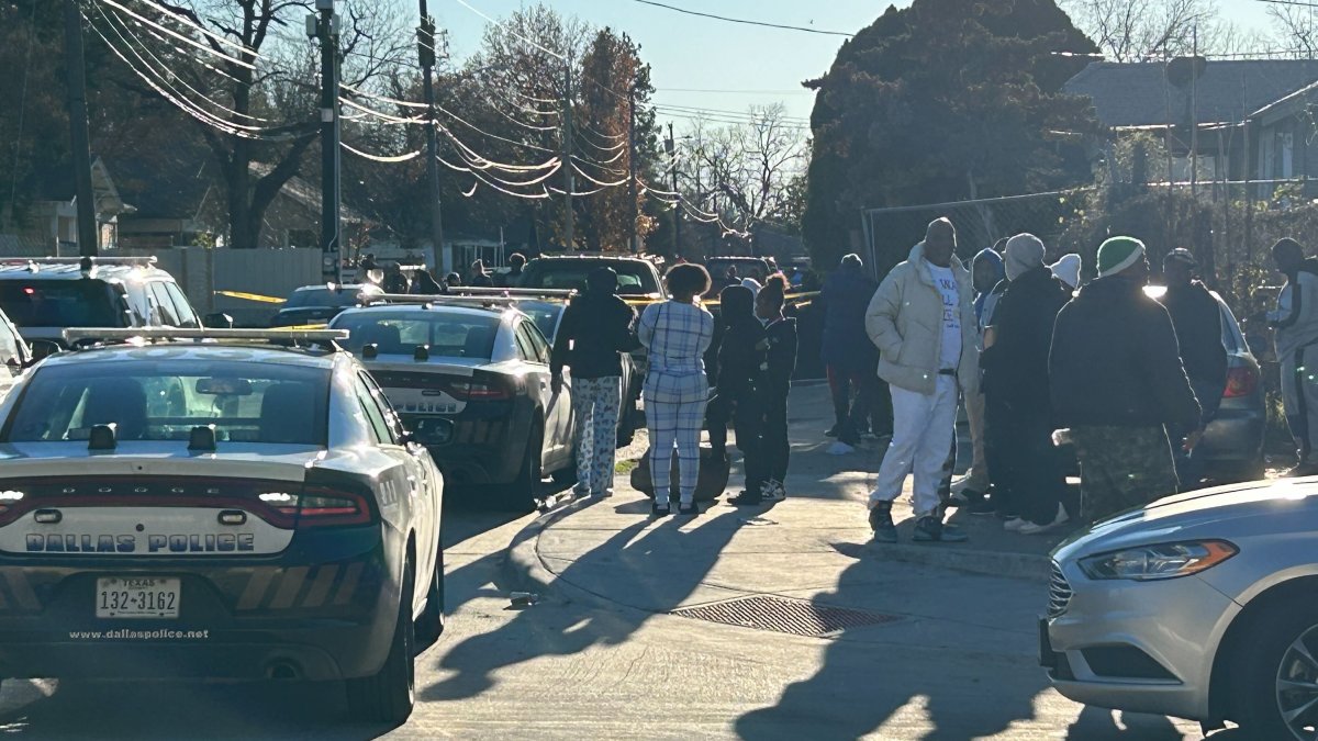 Shooting in Dallas on Christmas Day leaves 1 dead, another in custody ...