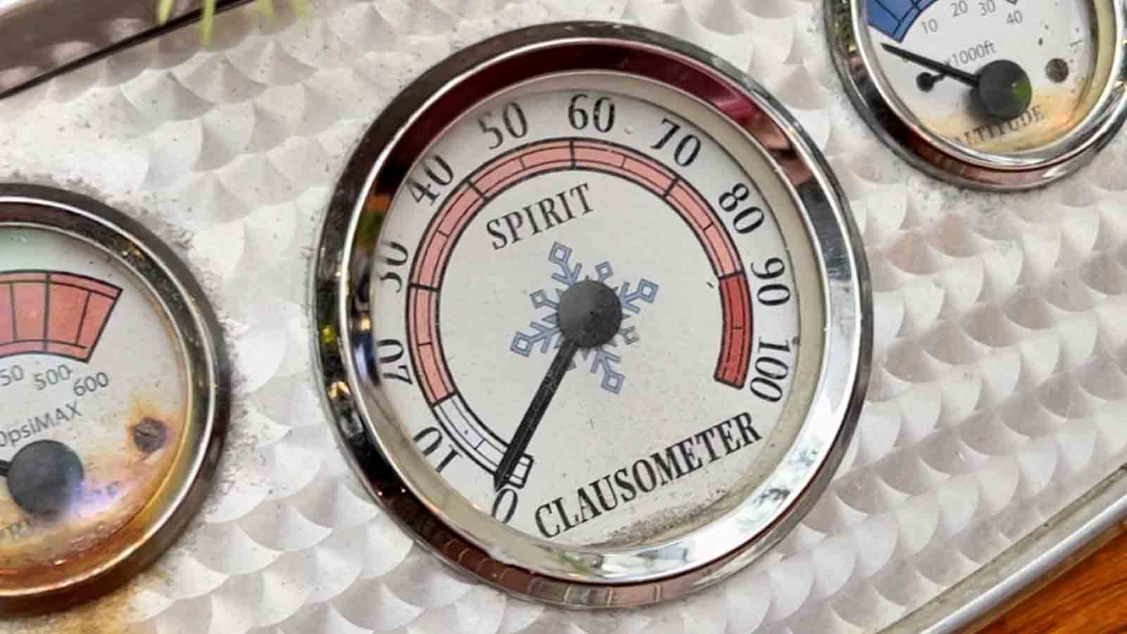 Santa’s sleigh from ‘Elf’ arrives in New York City for fan photos – NBC ...