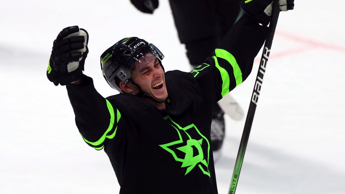 Mason Marchment has 3 goals and an assist in Stars’ 8-1 rout of ...