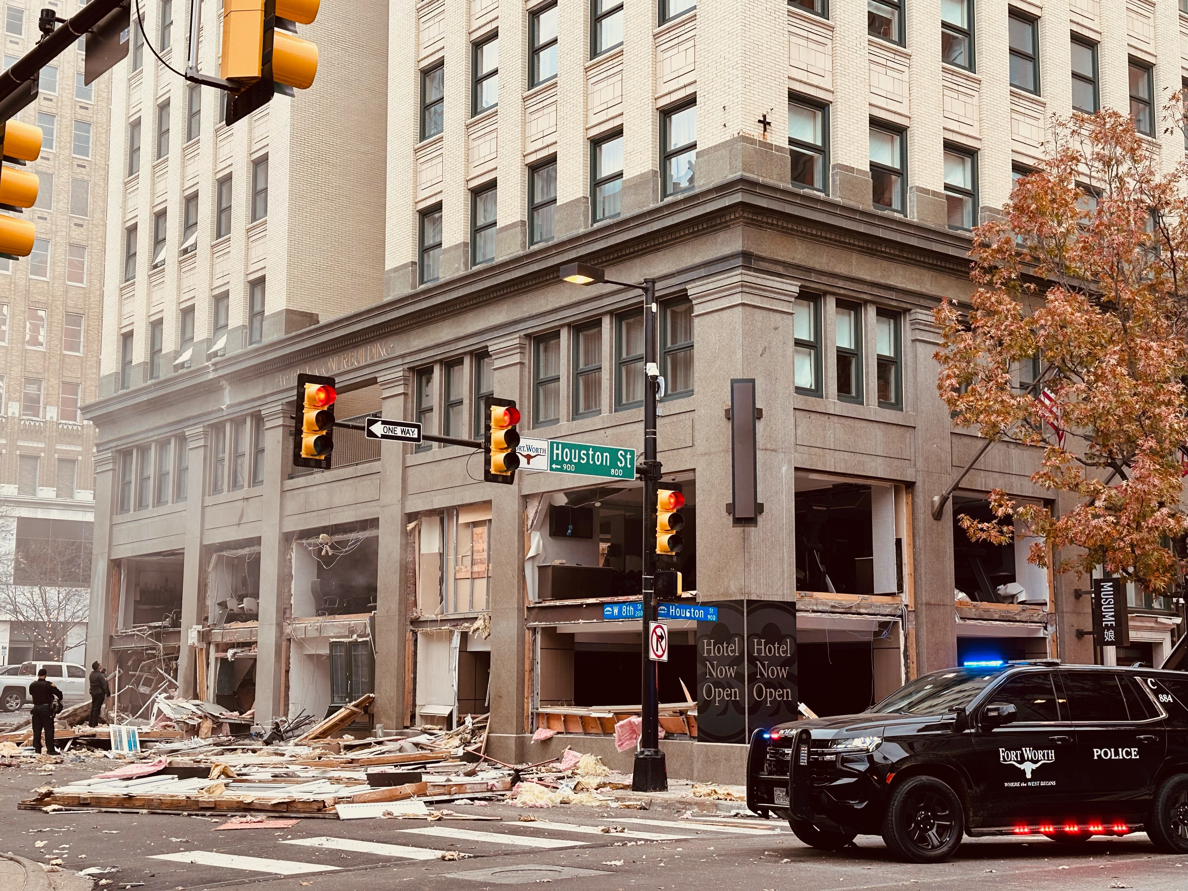 PHOTOS: Hotel explosion rocks downtown Fort Worth – NBC 5 Dallas-Fort Worth