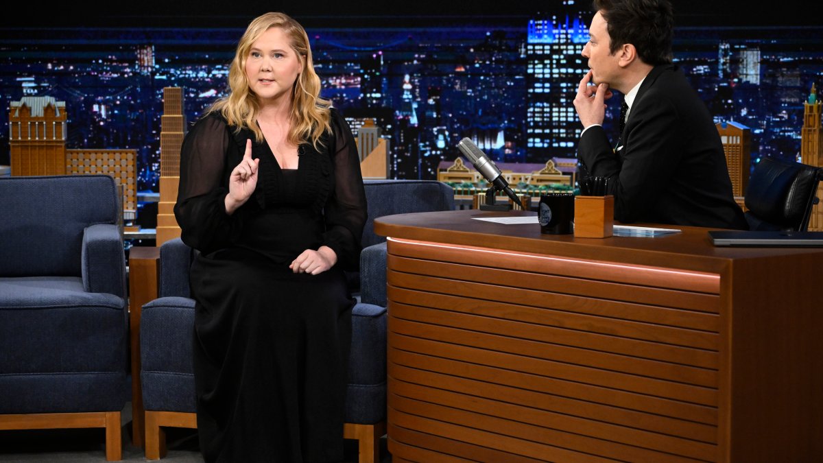 Amy Schumer says she has Cushing syndrome – NBC 5 Dallas-Fort Worth