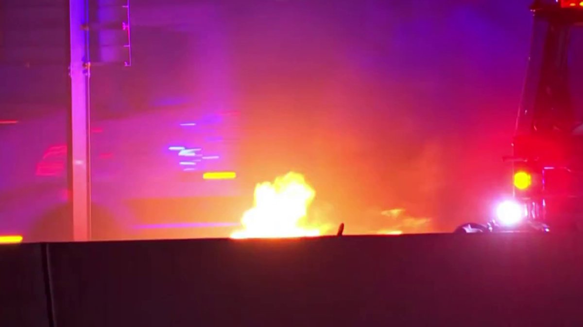 Southbound Lanes Of Pgbt Closed In Irving Due To 18 Wheeler Crash Nbc