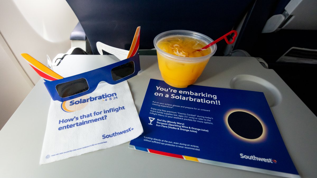 Southwest Airlines catches stunning photos of total solar eclipse amid ...