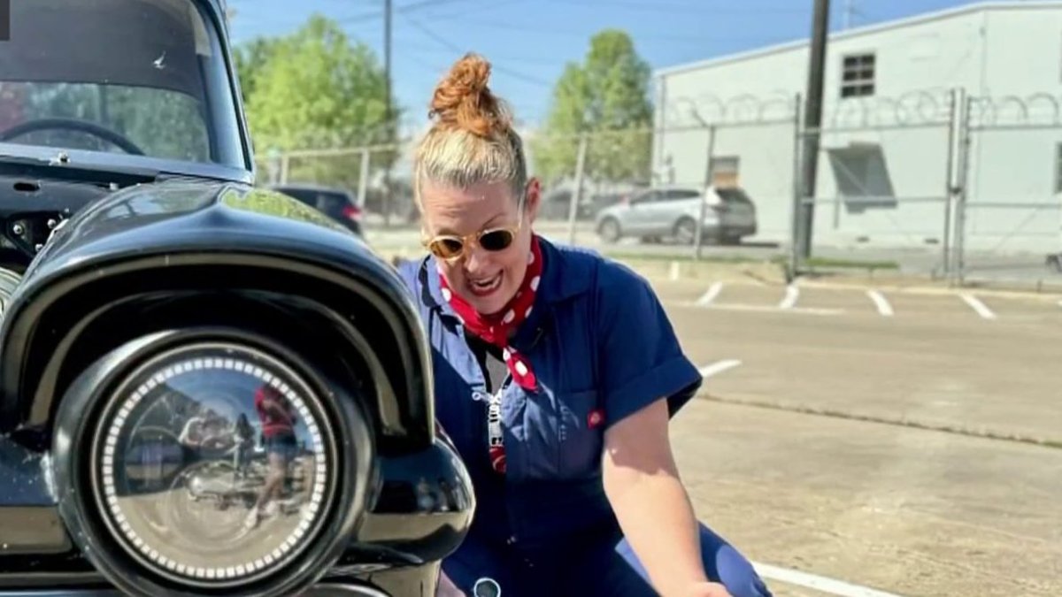 “Grease Girl” teaches Fort Worth girls about car safety – NBC 5 Dallas ...