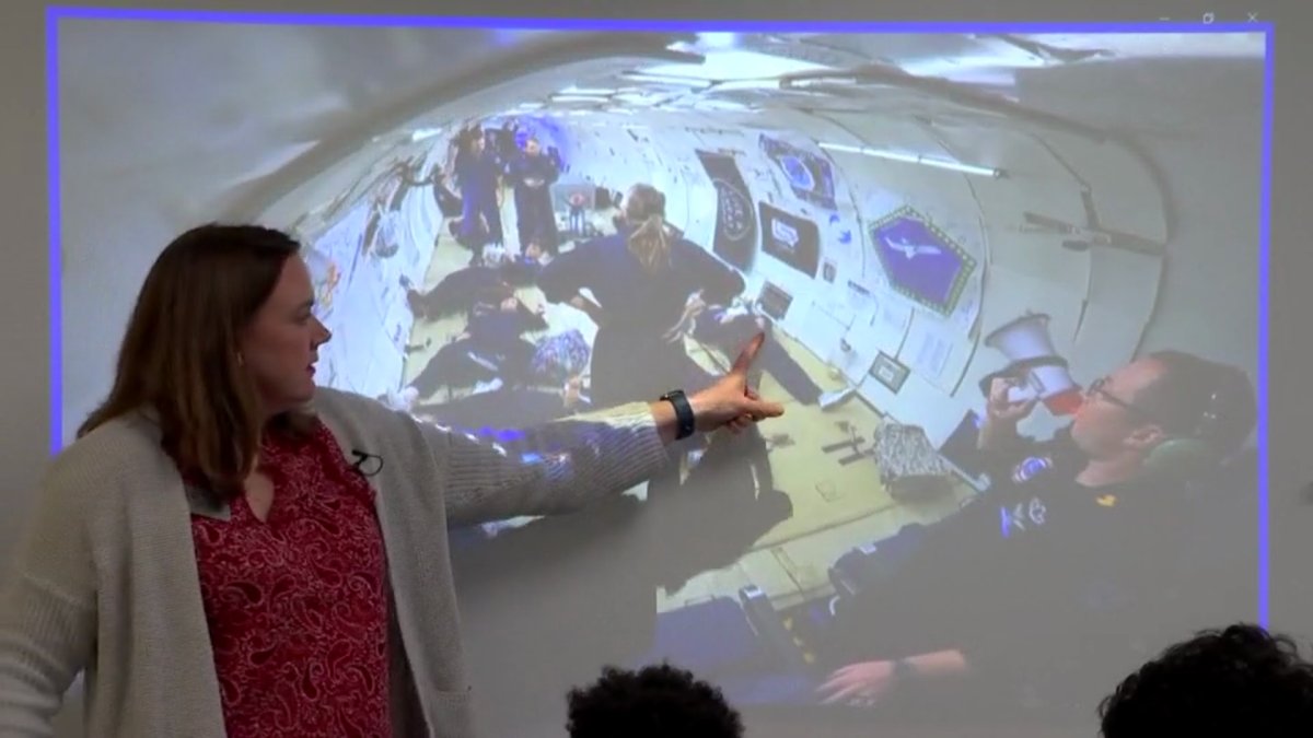 Texas teacher performs experiments in weightlessness – NBC 5 Dallas ...