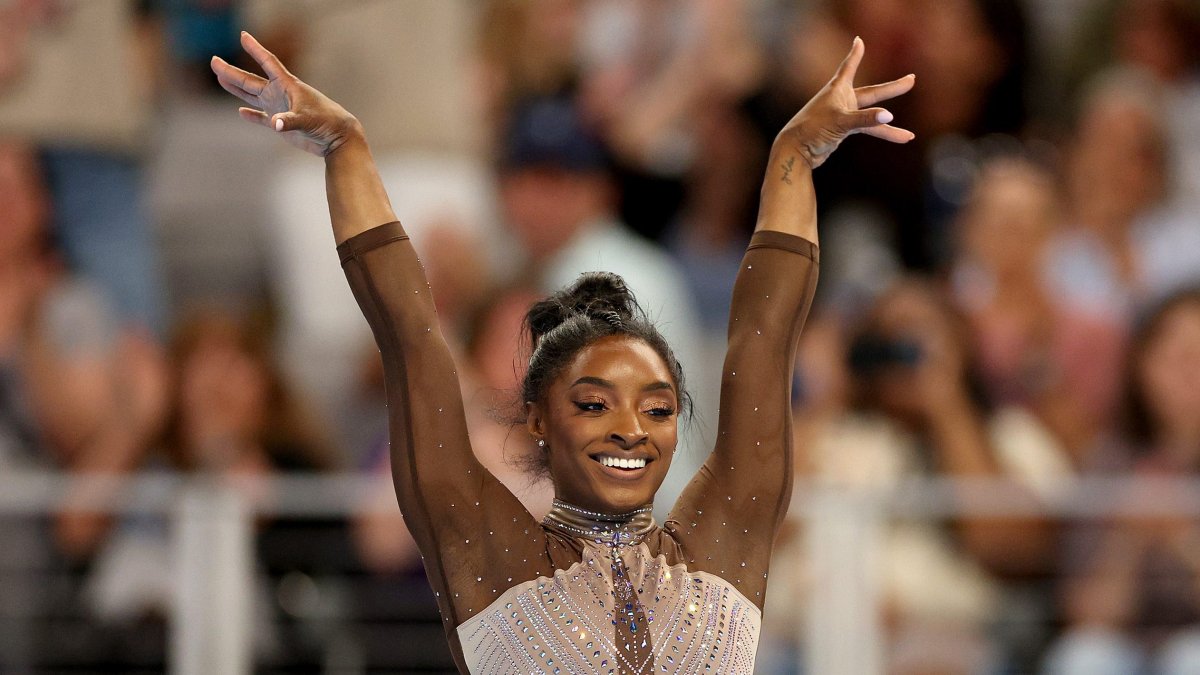 Simone Biles cruises to her 9th US Championships title – NBC 5 Dallas ...
