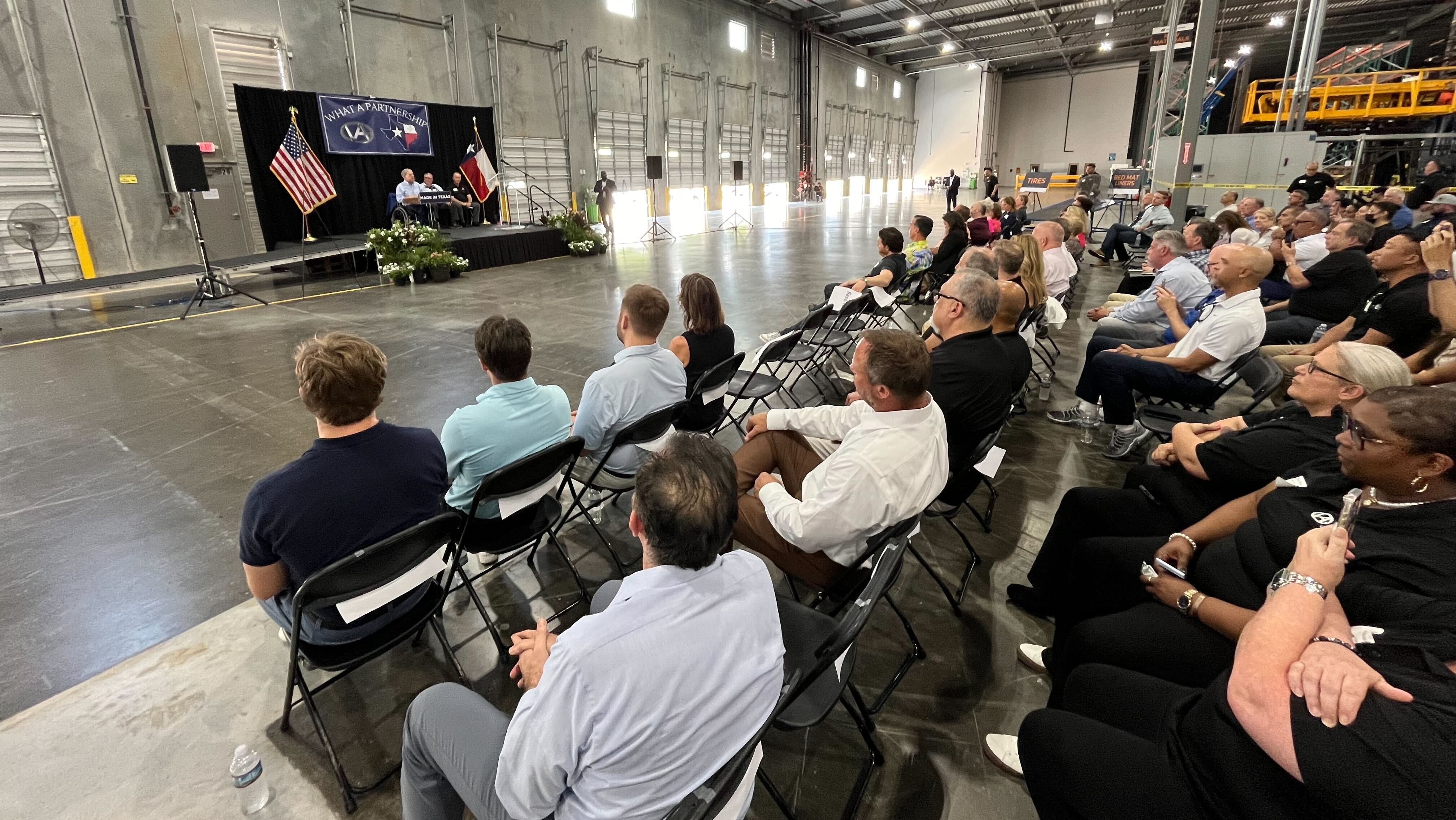 PHOTOS: Gov. Abbott attends ribbon cutting of Vehicle Accessory Group ...