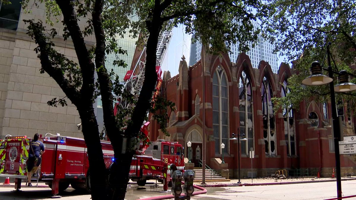 Families’ most memorable moments lost in fire at First Baptist Dallas ...