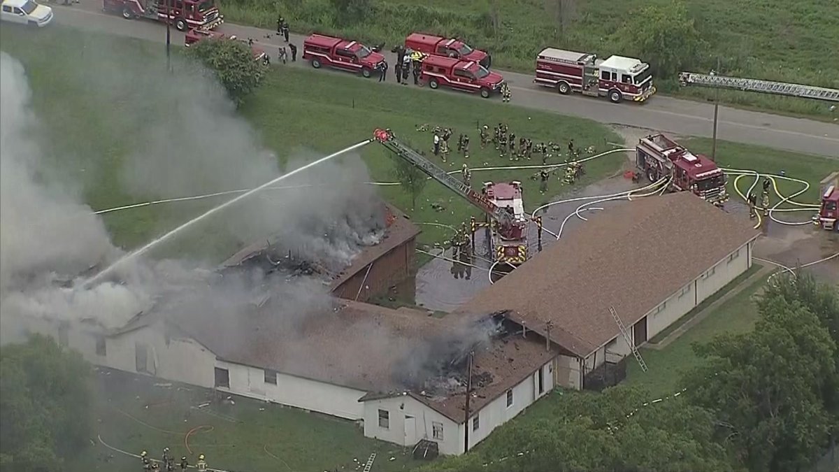 Dallas firefighter injured battling church fire Friday – NBC 5 Dallas-Fort Worth
