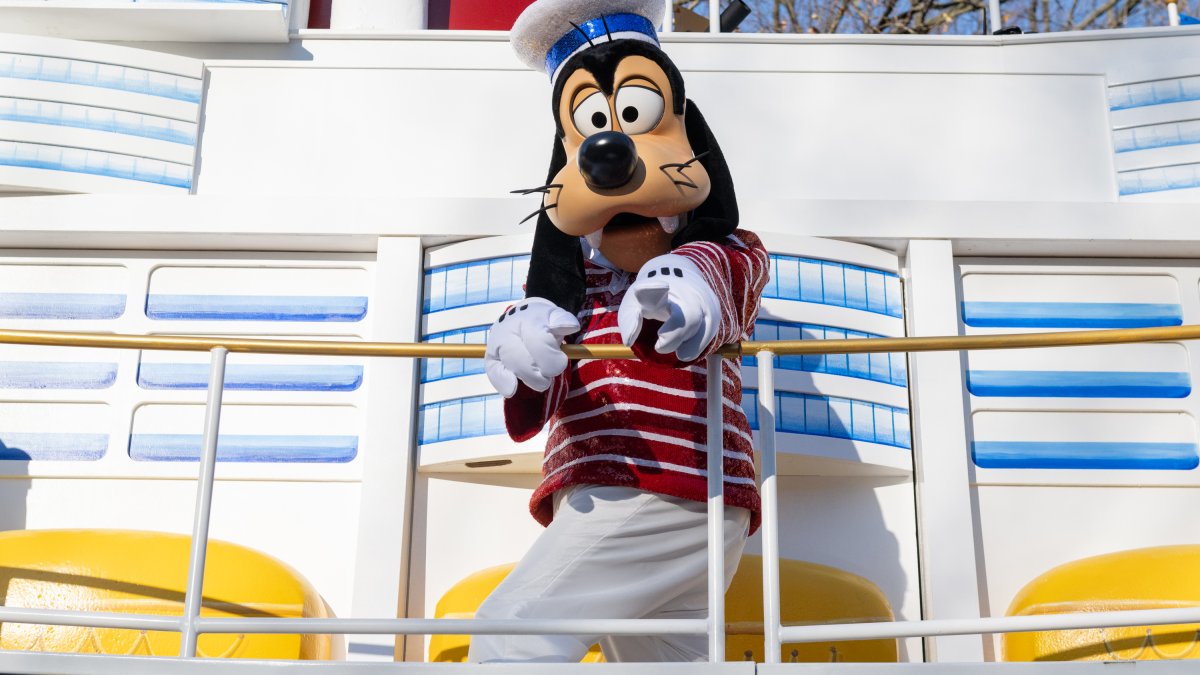 Disney’s Goofy character isn’t actually a dog — or a cow – NBC 5 Dallas ...