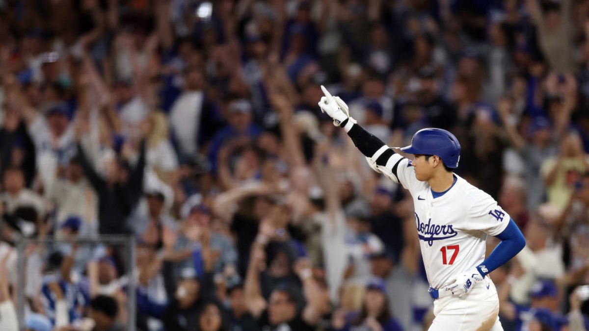 Shohei Ohtani becomes first Dodgers player to join 40-40 club – NBC 5 ...