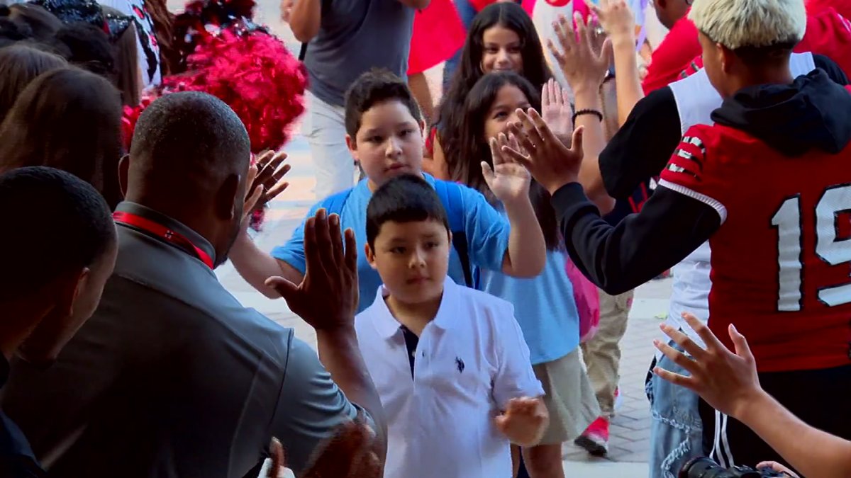 Dallas ISD sets goals on improving math scores – NBC 5 Dallas-Fort Worth