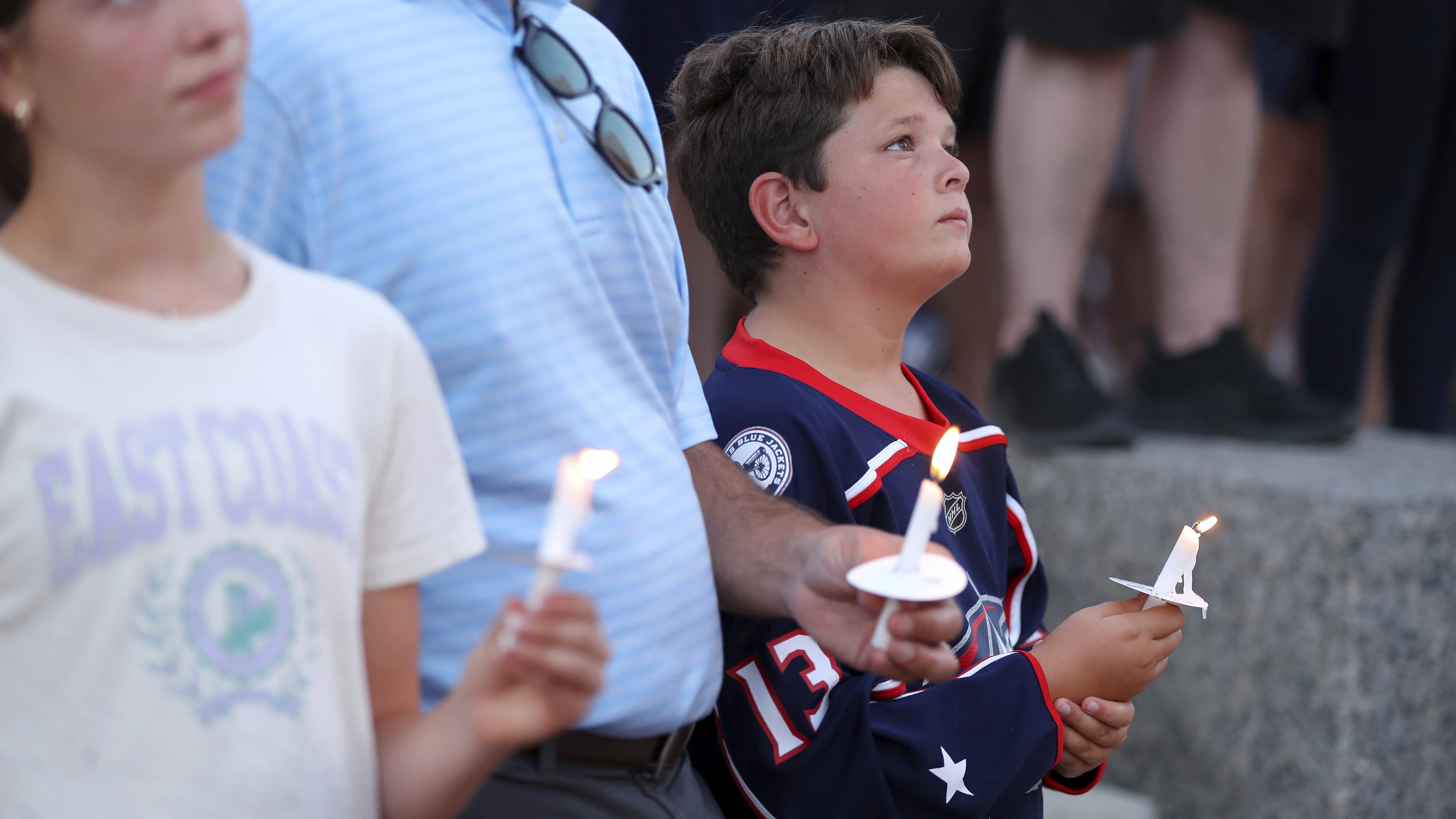 Blue Jackets fans, players remember Johnny, Matthew Gaudreau at ...