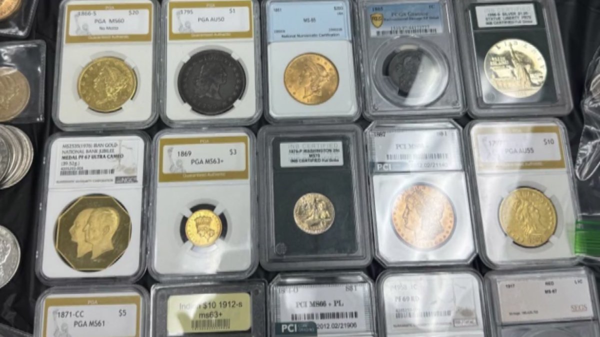 Texas coin dealer reunites collector with stolen coins – NBC 5 Dallas ...