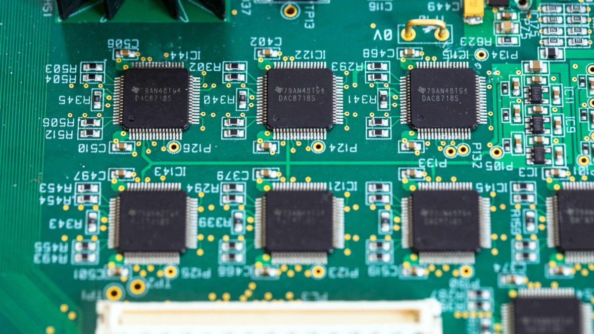 Jim Cramer critiques Texas Instruments as it deals with auto and ...