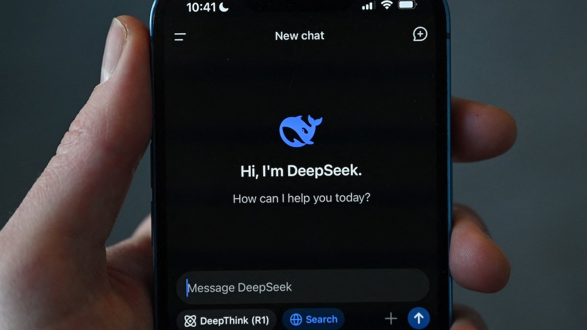 Tech stocks fall as China’s DeepSeek sparks US worries about AI – NBC 5 ...