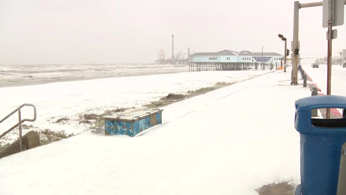 A rare winter storm is bringing heavy snow, sleet and ice to Texas and ...