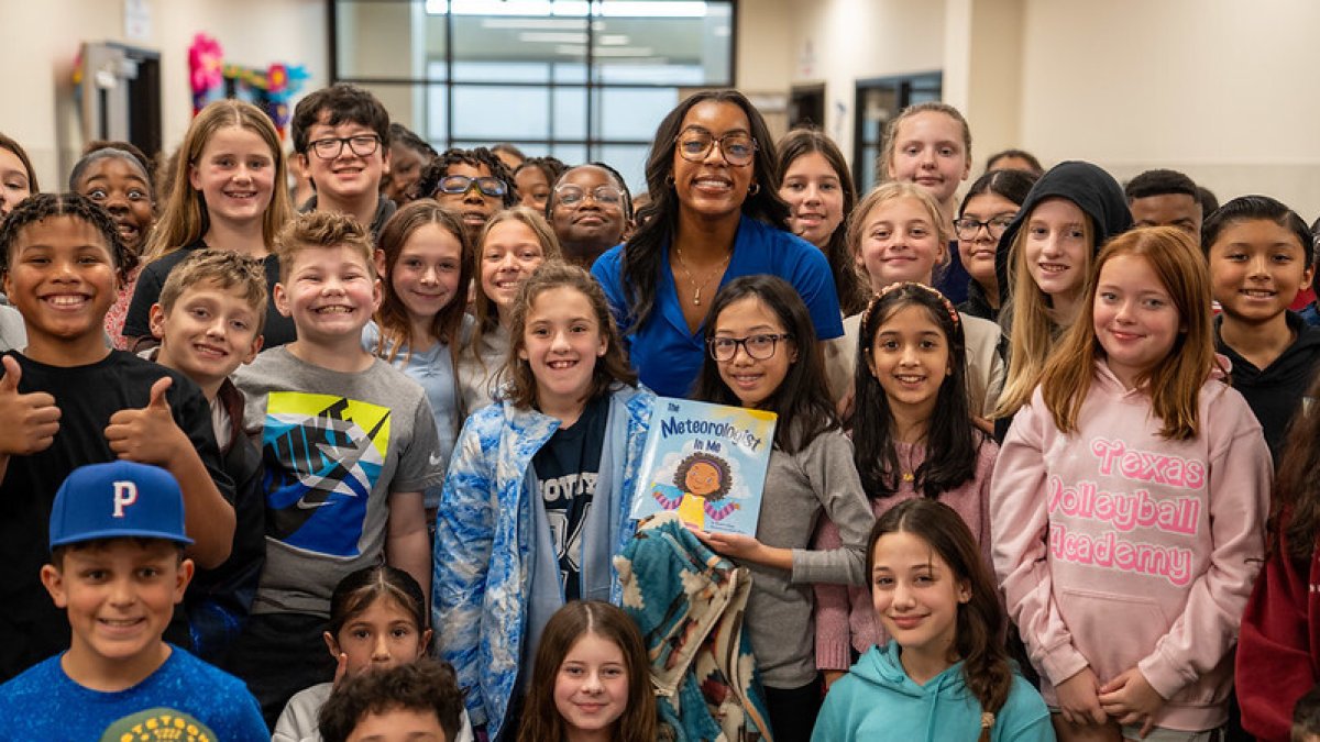 NBC 5’s Ryann Jones returns to Northwest ISD to read – NBC 5 Dallas ...